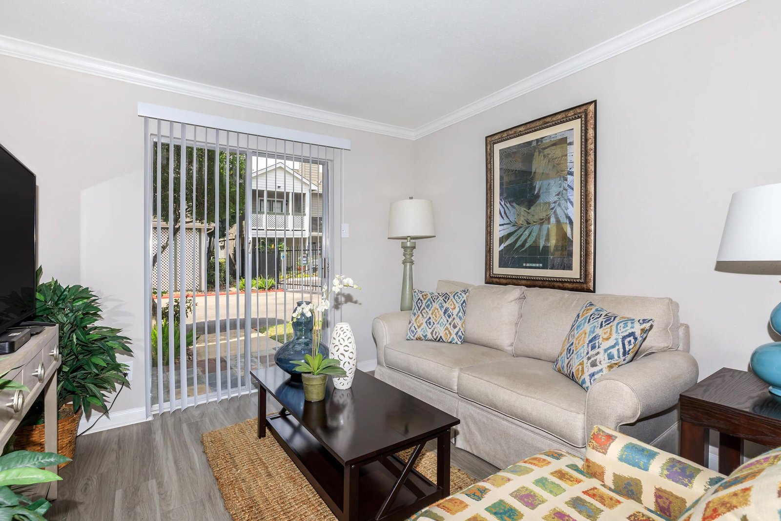 The Granite Club – Apartment Spots